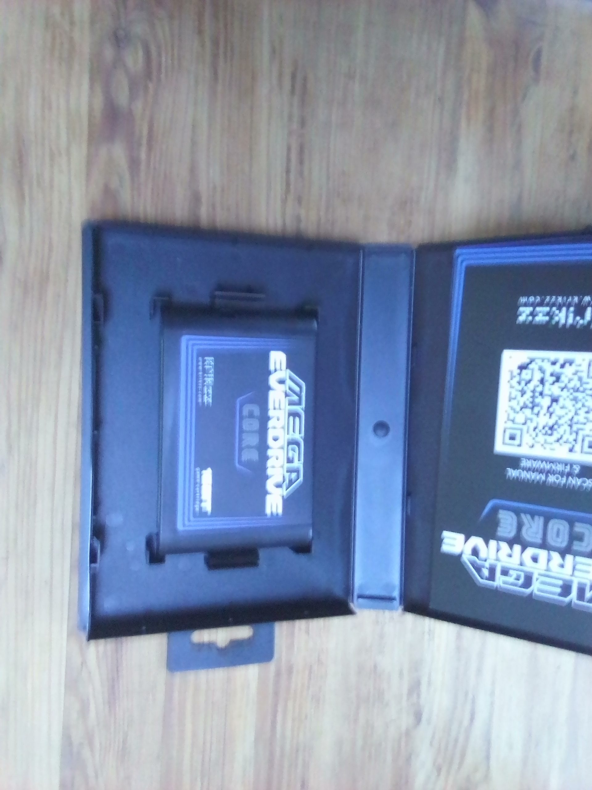 Mega Everdrive Core Vs Mega Everdrive Pro - Which should you buy? • emuXel